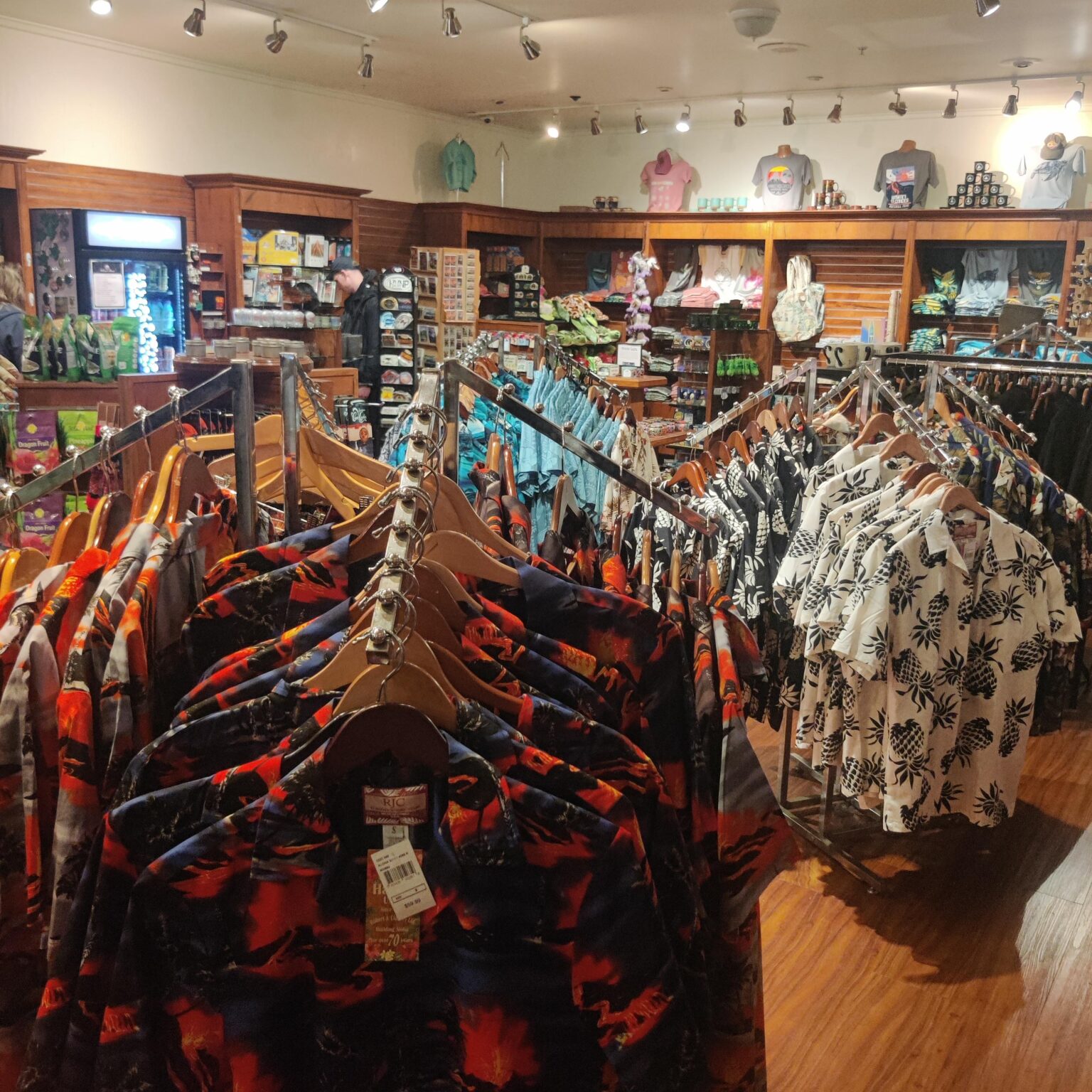 Gift Shop - Hawaii Volcano House